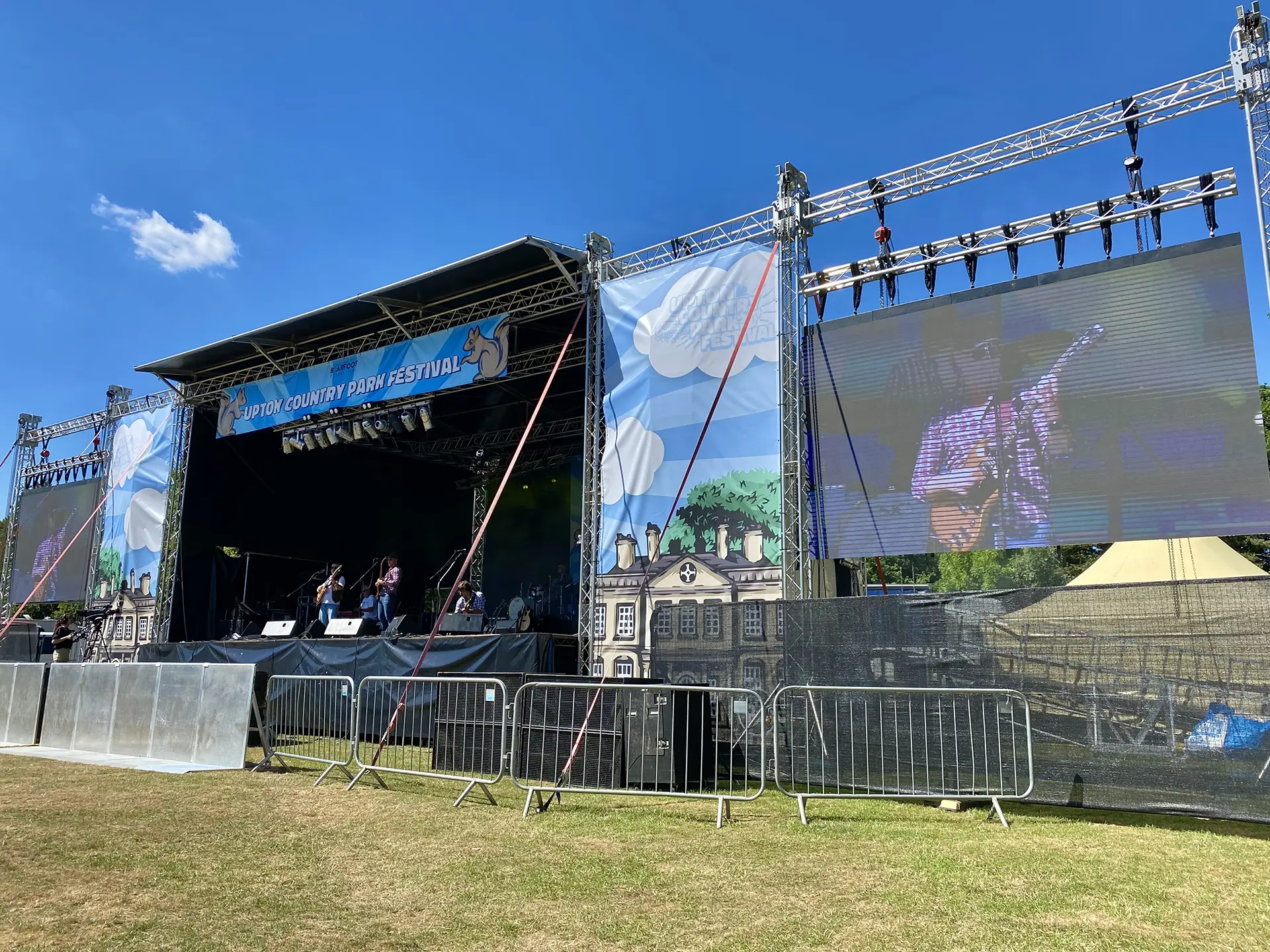 UK STAGE HIRE - Concert & Festival Event Stages for Hire Rental